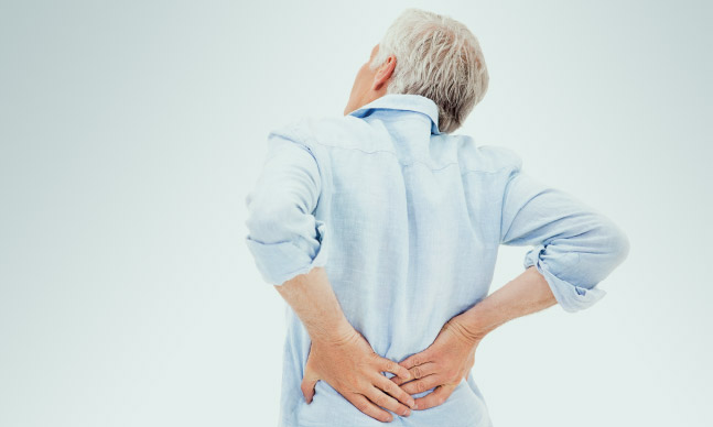Cirurgia pioneira elimina dor do cancro na coluna